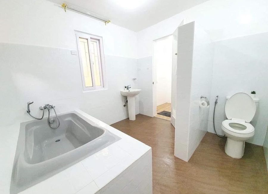 Preowned House and Lot in Jestra Heights Tagaytay -EGR | Lamudi.com.ph