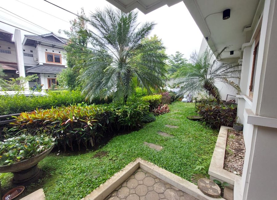 Rumah Dalam Komplek Kumala Garden. Dekat Tol.Pasteur | Lamudi.co.id