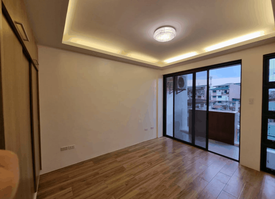 3 Storey 3 Bedroom townhouse with 2 Car Garage and Maids Room For Sale ...