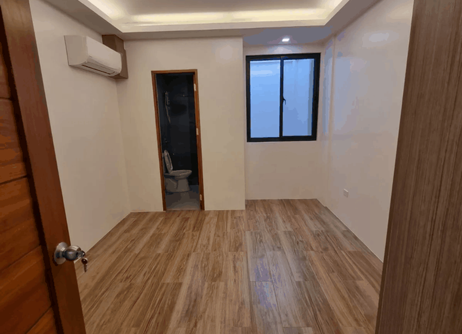 3 Storey 3 Bedroom townhouse with 2 Car Garage and Maids Room For Sale ...