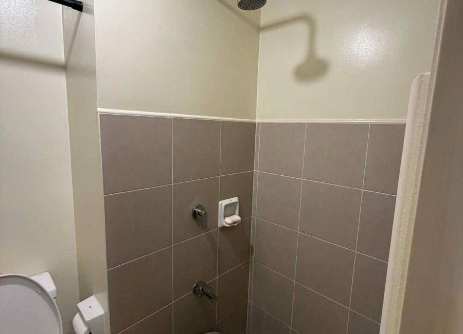 FOR LEASE: A newly turned over and furnished 1 JR Bedroom in Avida ...