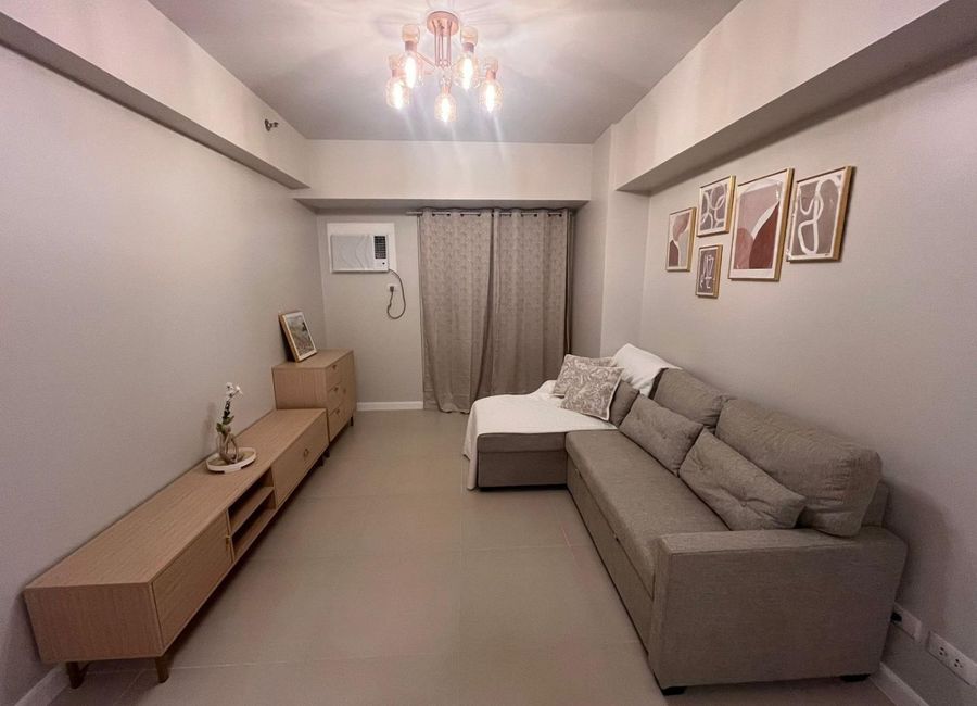 FOR RENT: 1BR Unit at Solinea Tower 4, Cebu Business Park, Cebu City ...