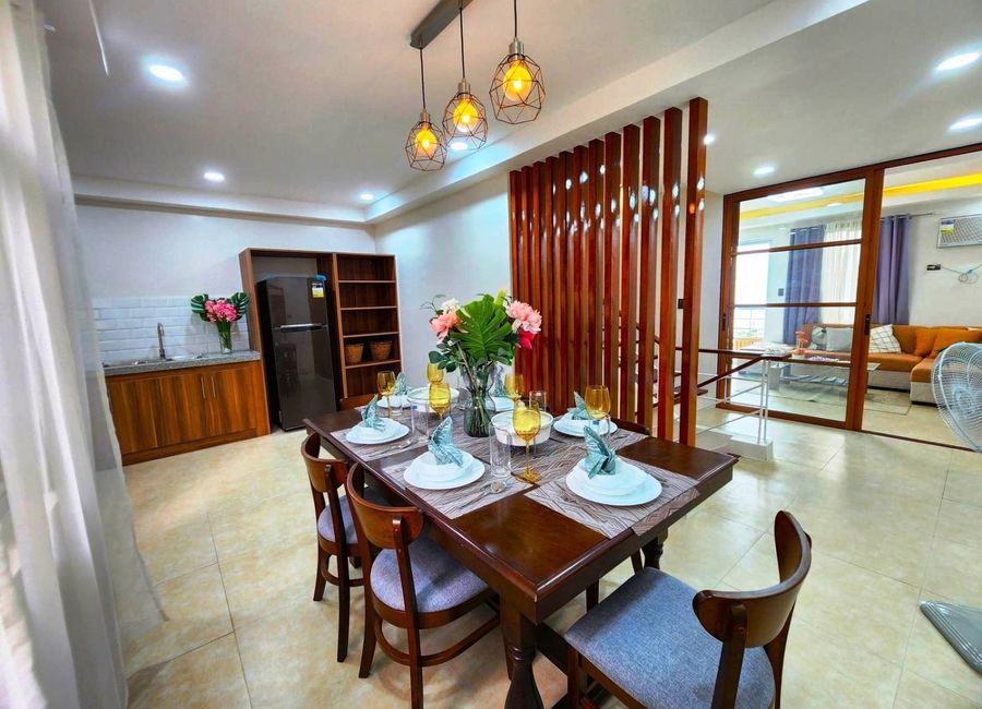 Modern Elegant 3 Bedrooms Townhouse for Sale in Paranaque Merville ...