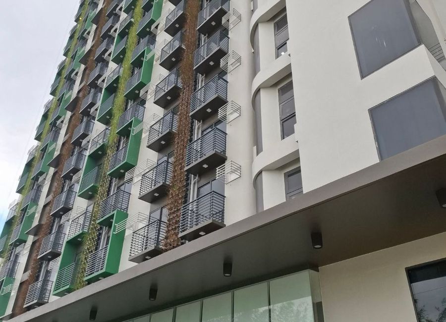 Your Elegant New Home with Parking in Zadia Tower 3, Sta. Rosa, Laguna ...