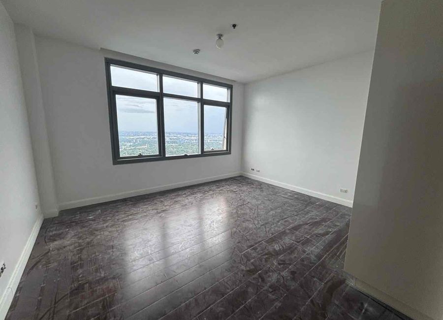 The Suites Ayala Land Premier BGC 4Bedroom 3Parking For Rent New Unit ...