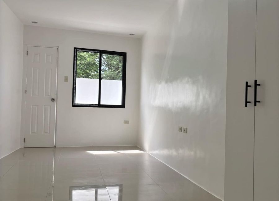 For Sale 3 Storey Townhouse in Vista Verde Village San Isidro Cainta ...