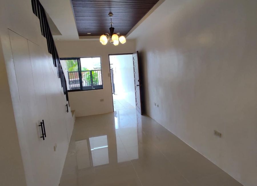 For Sale 3 Storey Townhouse 4BR in Vista Verde Subd San Isidro Cainta ...