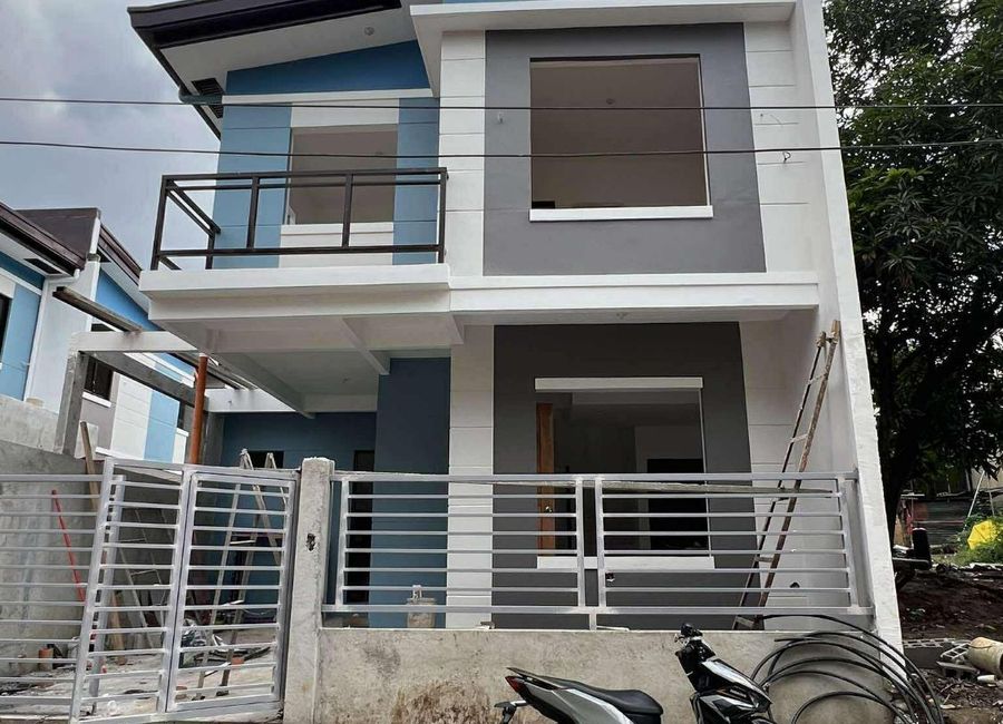 Affordable Townhouse in Hobart Subdivision Pasong Tamo Quezon City 5.8M ...