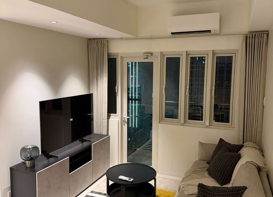 FOR RENT: TIMES SQUARE WEST | Lamudi.com.ph