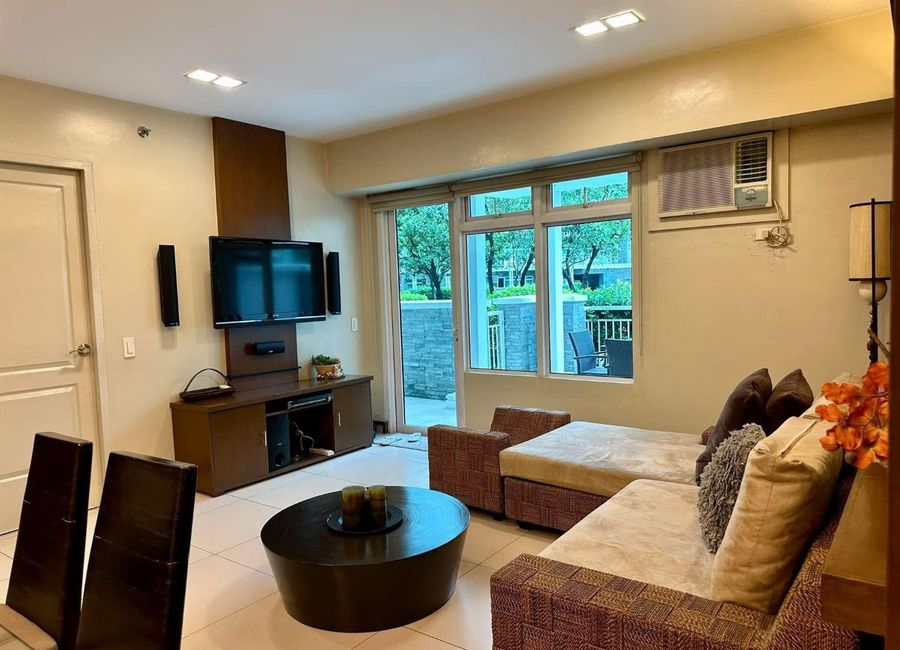 FOR RENT: TIMES SQUARE WEST | Lamudi.com.ph