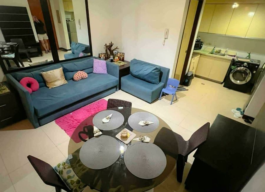 Big studio unit fully furnished and interiored FOR SALE with great ...