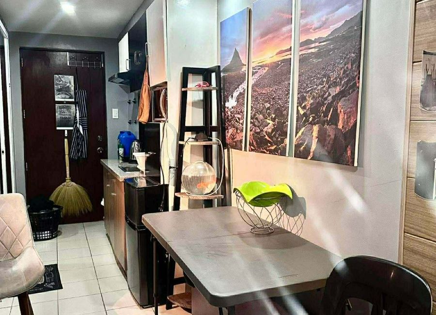 For Sale: Fully Furnished 2BR Condo Unit in Moldex Aspen Building ...