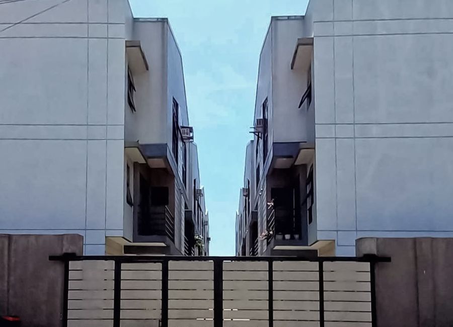 Malabon For Sale New Compound 2 Storey Townhouse W/Security near ...