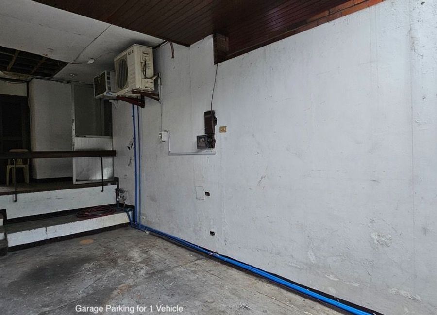 FOR SALE House & Lot located in East Capitol Dr., Brgy. Kapitolyo ...