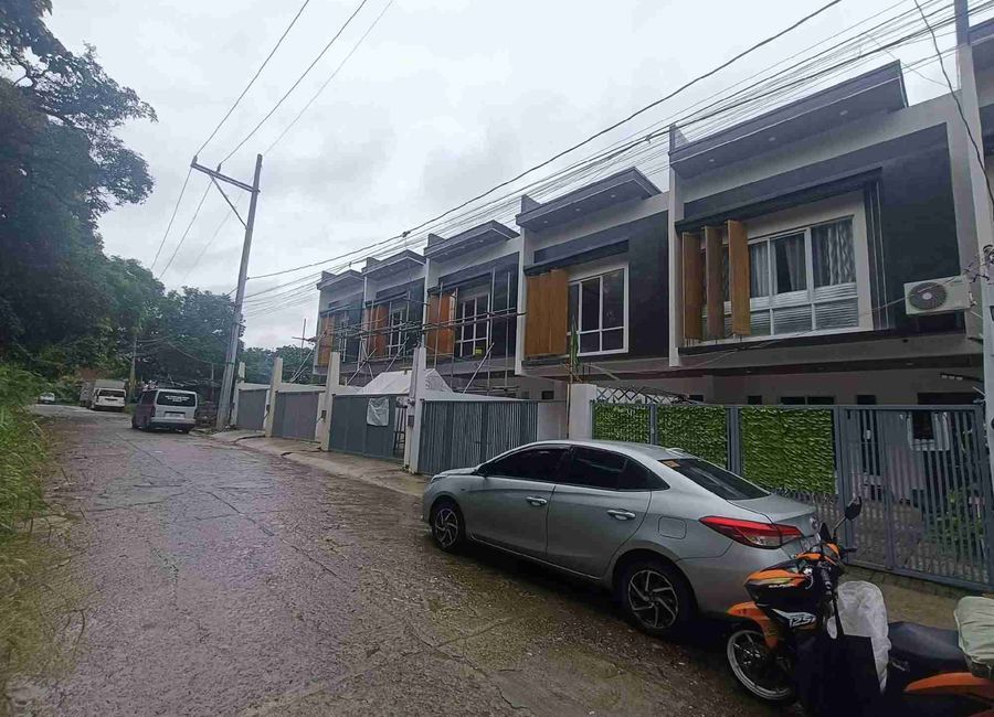 TWO-STORY HOUSE | Lamudi.com.ph