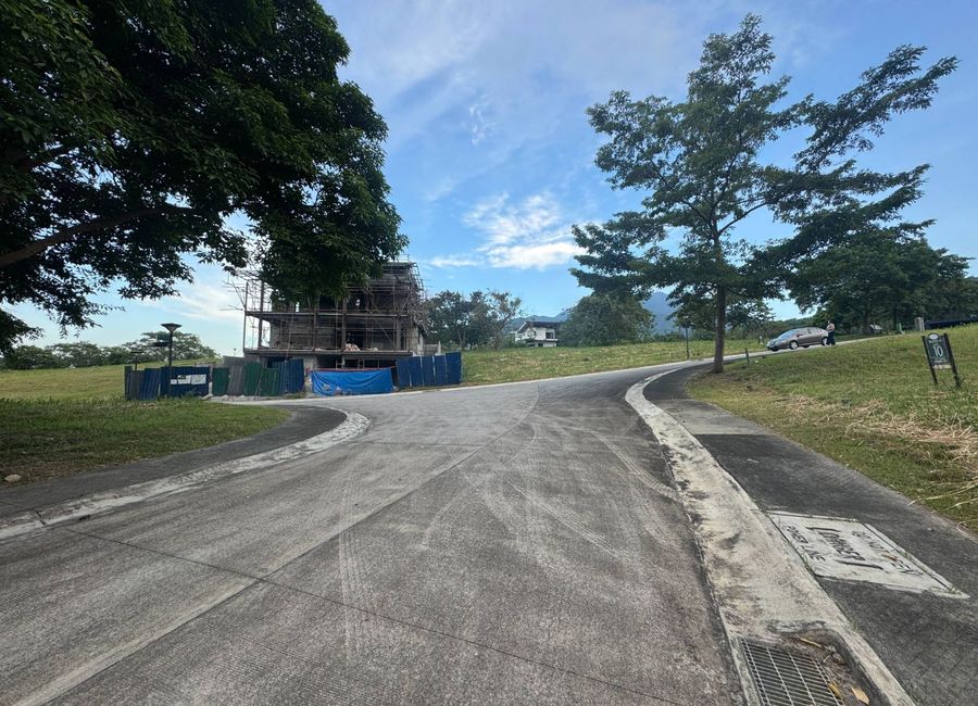 FOR SALE: 753sqm Corner Lot in Ayala Greenfield Estates Phase 8 ...