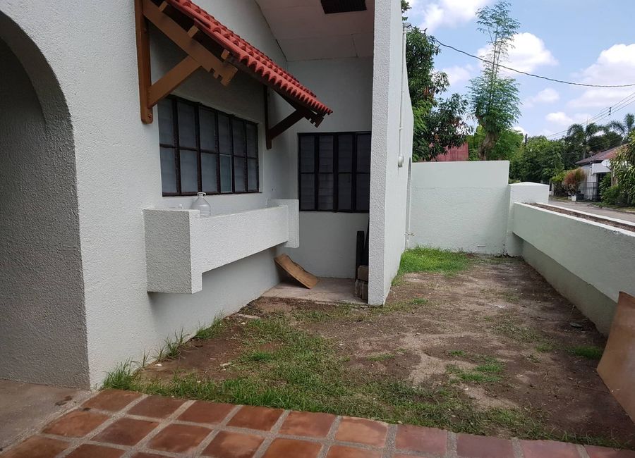 4BR Bungalow House and Lot for Sale in Timog Park Subd. Near Clark and ...
