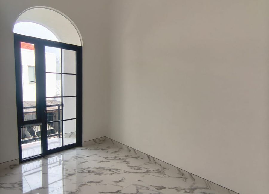 Harga Banting! Rumah 2LT SHM di Rungkut Dari 850JT Jadi 760JT | Lamudi ...