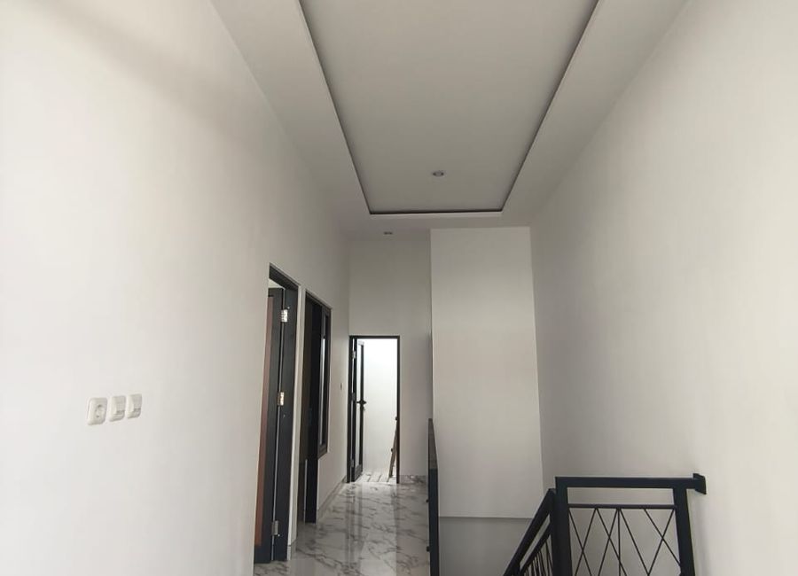 Harga Banting! Rumah 2LT SHM di Rungkut Dari 850JT Jadi 760JT | Lamudi ...