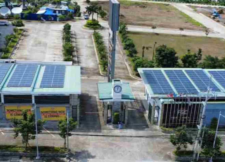 Ground Flr for lease Carmona Cavite along Governors Drive main road ...