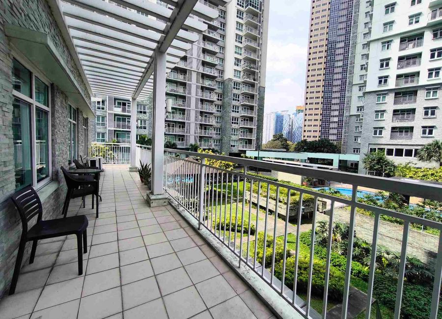 For rent: Pool view 3BR at Red oak of Two Serendra | Lamudi.com.ph