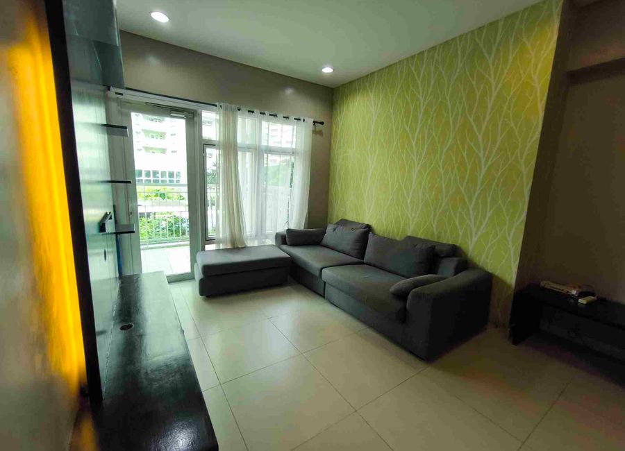 For rent: Pool view 3BR at Red oak of Two Serendra | Lamudi.com.ph