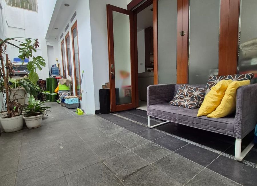 Rumah 2 Lantai di Puri Bintaro – LT 144 / LB 200, SHM, 3,3 M Nego (SP ...