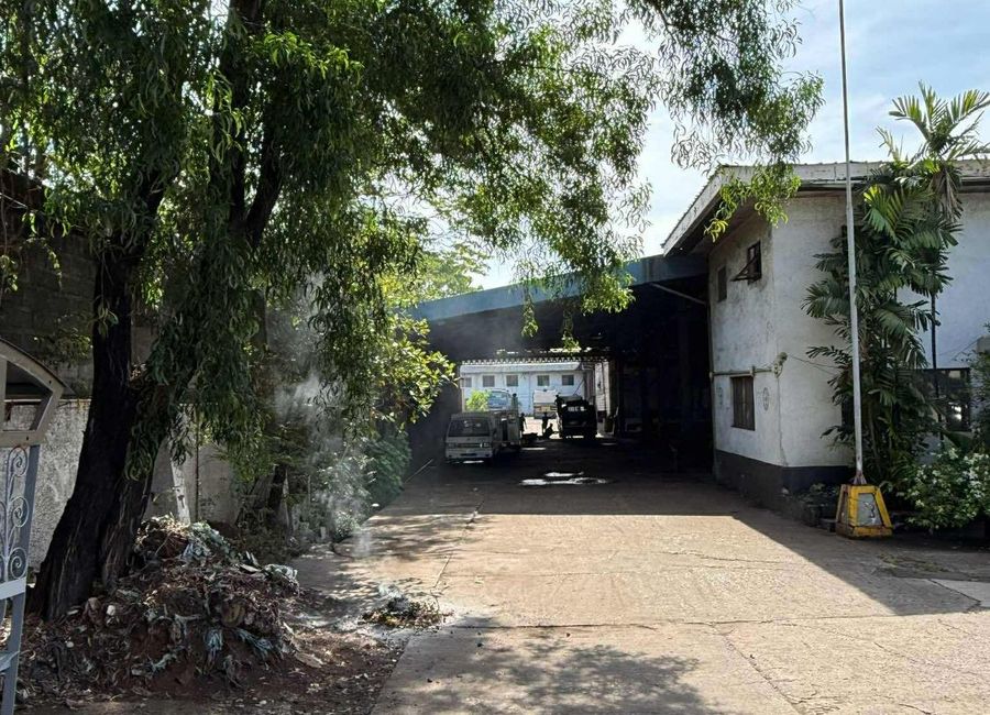 FOR SALE: Lot with Building Structures in Canumay East, Valenzuela ...
