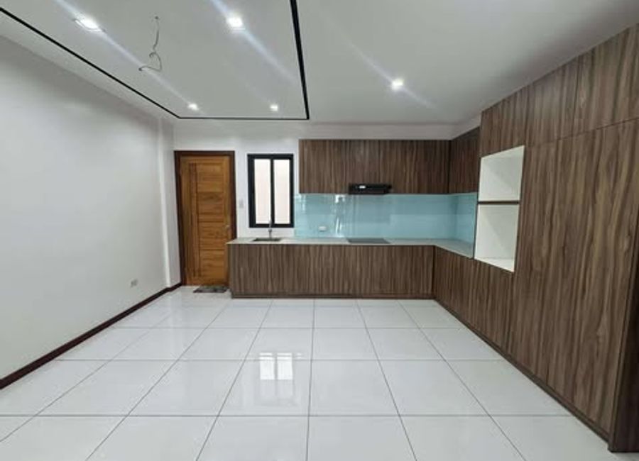 Elegant 3BR Smart Townhouse Near Lagro MRT – ₱12.88M - Gio | Lamudi.com.ph