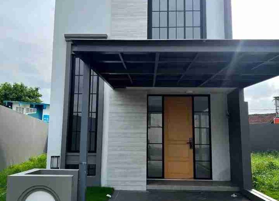 House for Sale, Strategically Located Near Highway & Station - Cluster ...