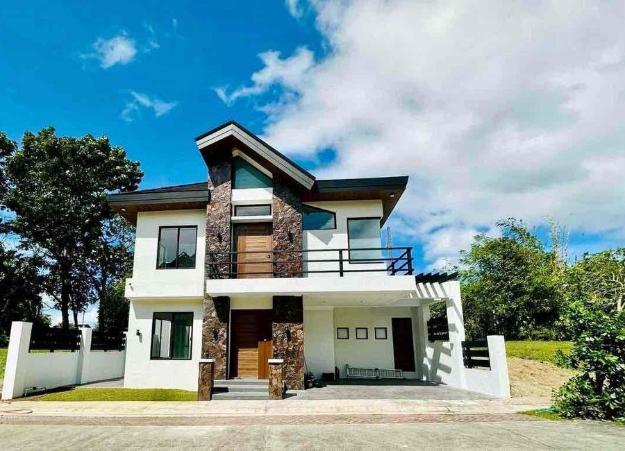 FOR SALE!! HOUSE & LOT at PRAMANA RESIDENTIAL PARK | Lamudi.com.ph