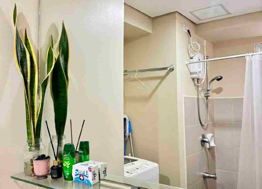 1BR Centrio Tower Condominium Unit Furnished | Lamudi.com.ph