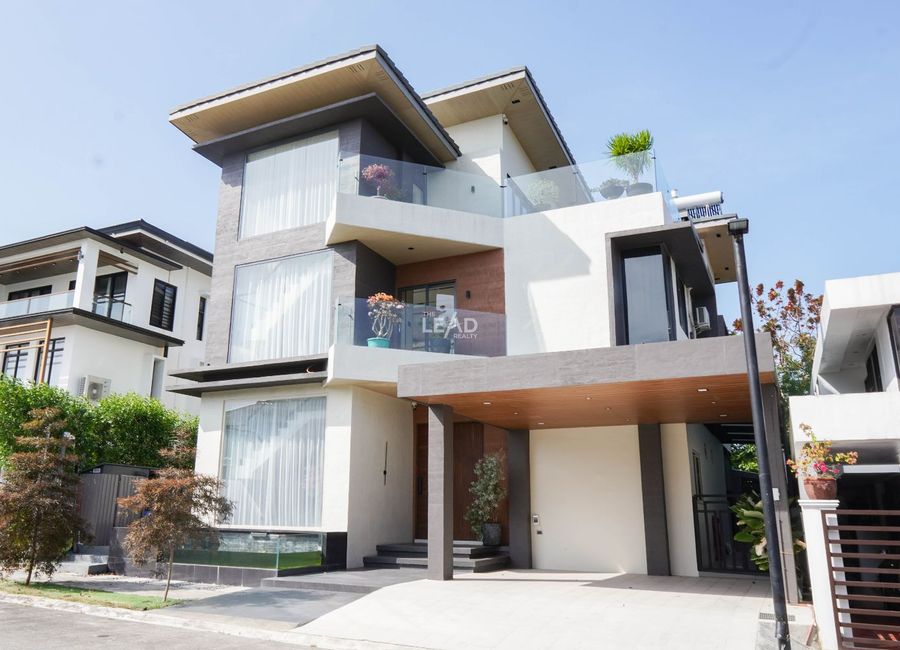 5 Bedrooms House and Lot in Tokyo Mansions South Forbes - FOR SALE ‼️ ...