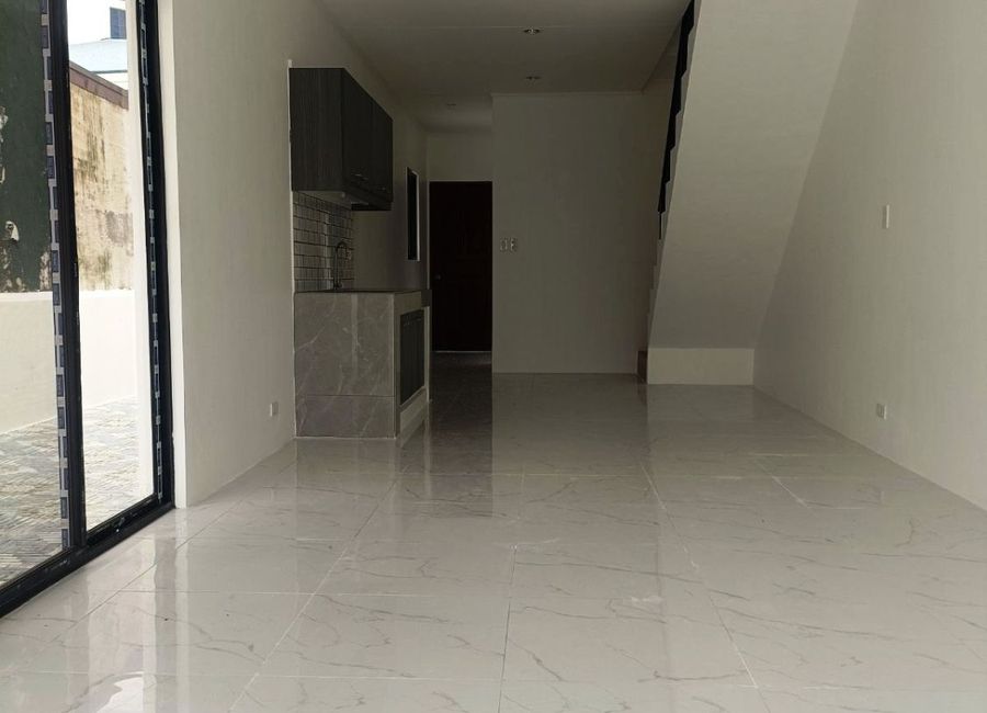 For Sale 4 Bedrooms Single Attached House and Lot in UPS 5 Village ...