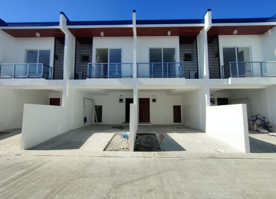 For Sale! Brandnew 3 Bedroom Townhouse in Maysilo Malabon 10.9M -AJCM ...