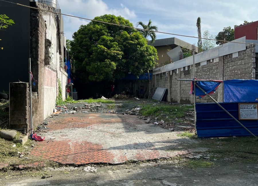 Empty Lot in Molave Park, Merville Paranaque for Sale | Lamudi.com.ph
