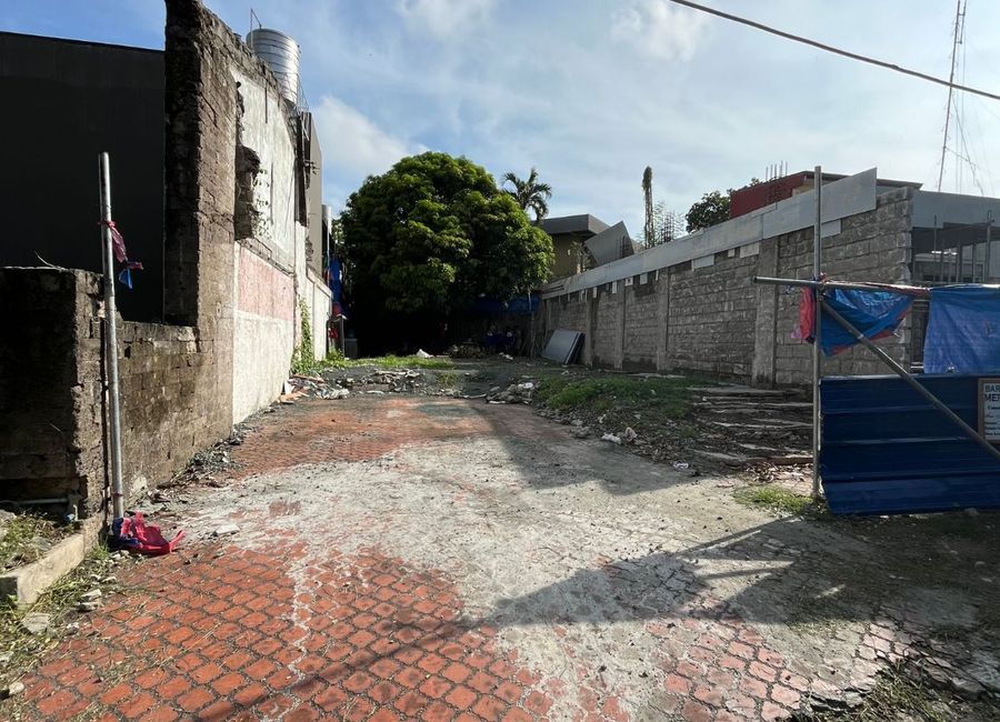 Empty Lot in Molave Park, Merville Paranaque for Sale | Lamudi.com.ph