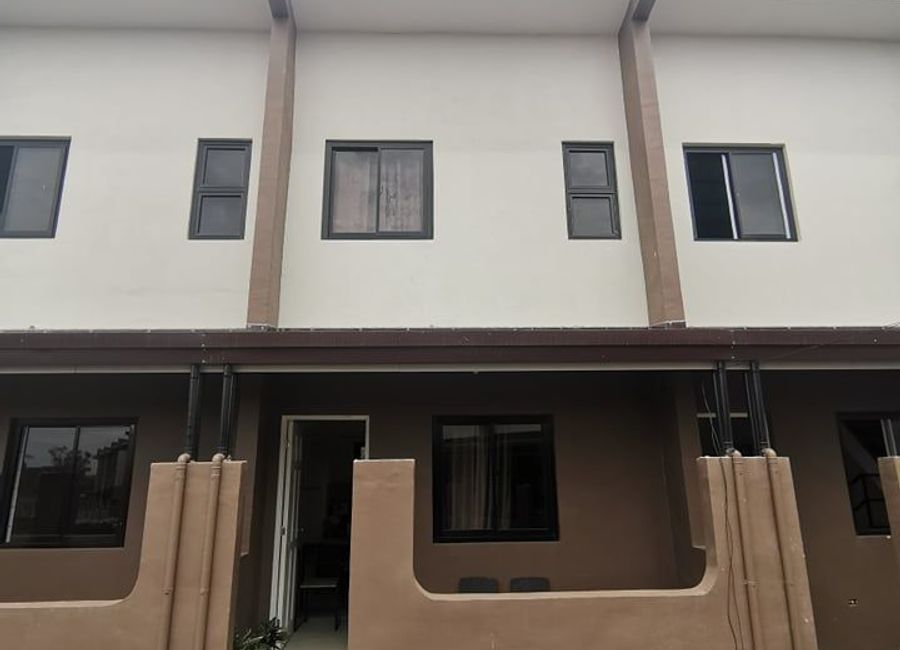 2 Bedroom Townhouse for Sale in Santo Tomas Batangas | Lamudi.com.ph