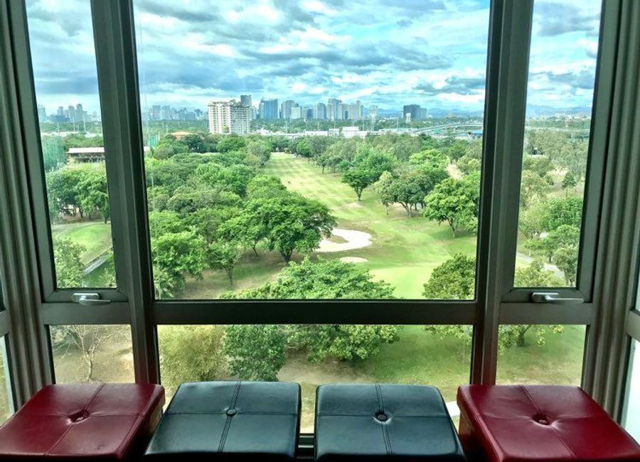 Parkside Villas facing golf course | Lamudi.com.ph