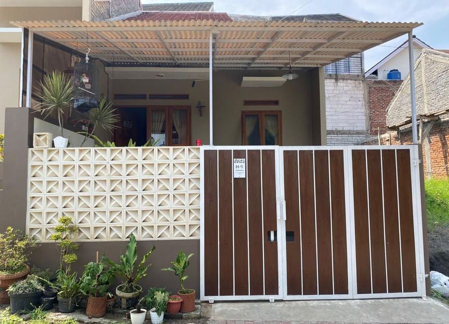 DIJUAL RUMAH MINIMALIS SIAP HUNI @ AREA SARIWANGI BANDUNG BARAT ...