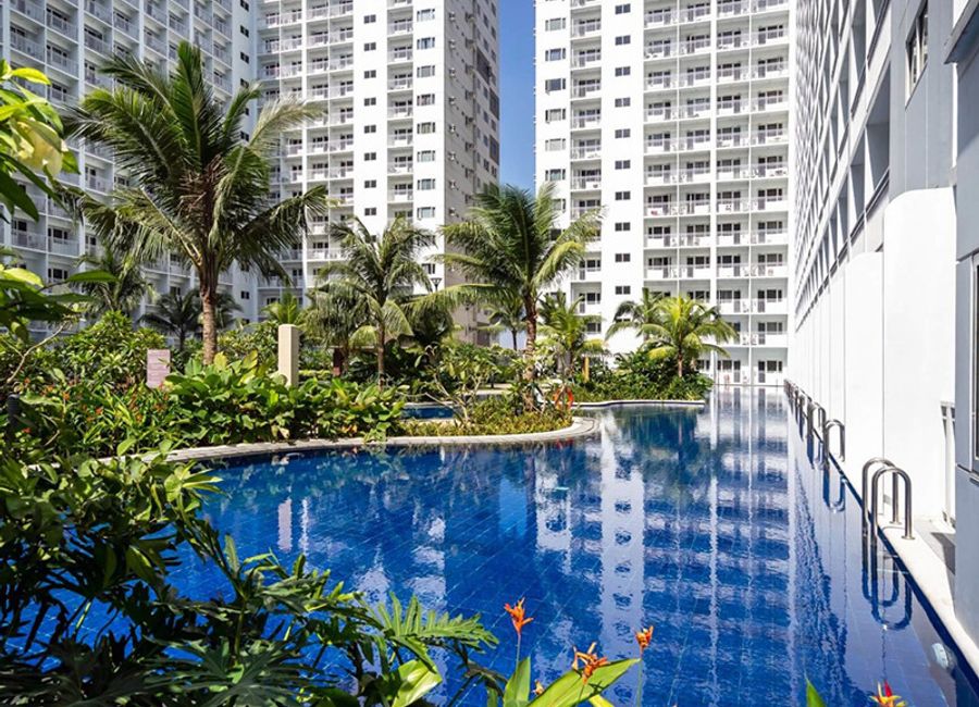 1-Bedroom Unit for Rent at Shore Residences Tower C within MOA Complex ...