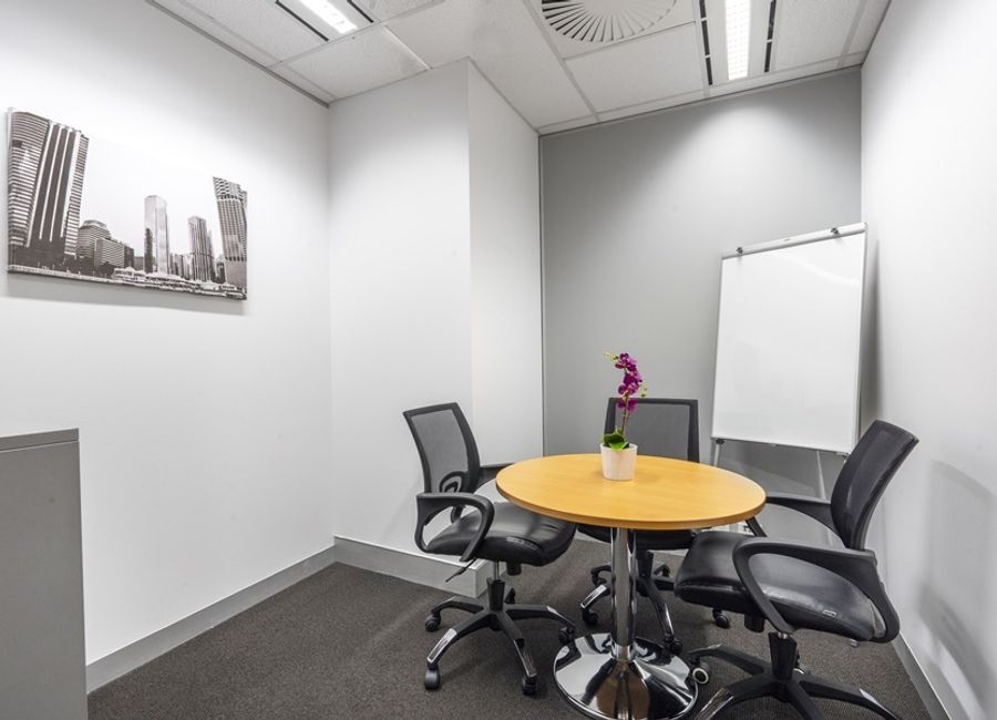 Fully serviced open plan office space for you and your team in Regus ...