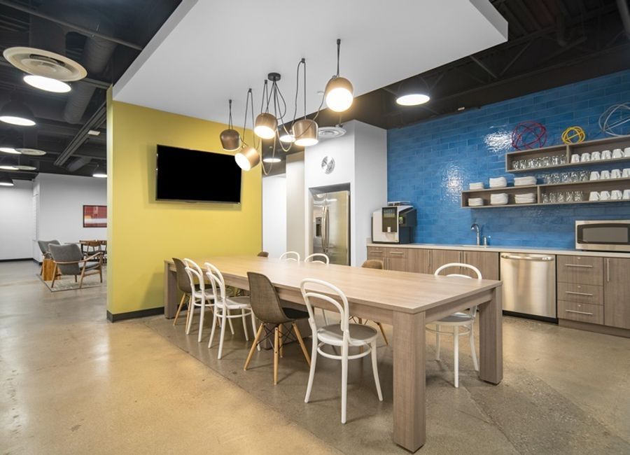 Fully serviced open plan office space for you and your team in Regus ...