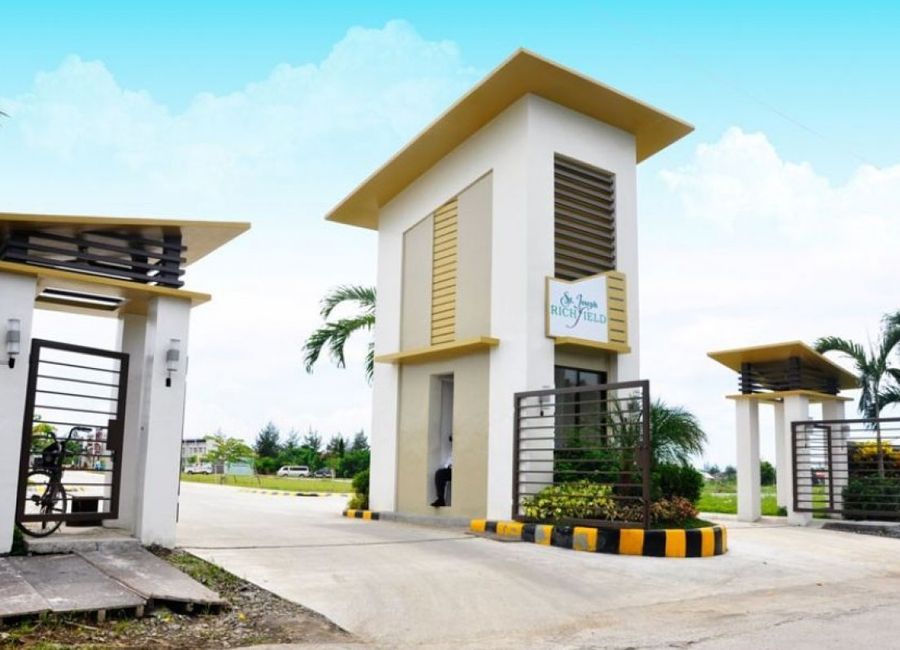 R-2024002239: Acquired Property House & Lot for Sale in Lot 5, Block 21 ...