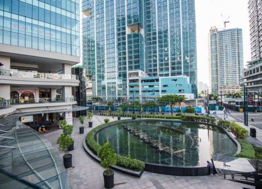 Brand New Beautiful interior 2 Bedrooms in One Uptown BGC | Lamudi.com.ph