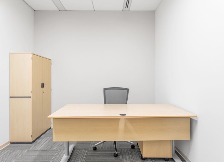 Fully serviced private office space for you and your team in Regus ...